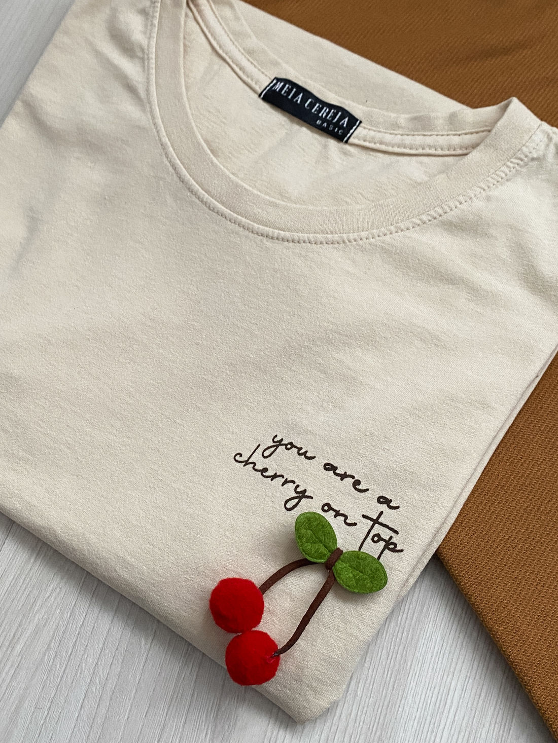 Tshirt Cereja - Areia Meia Cereja - Loja Virtual