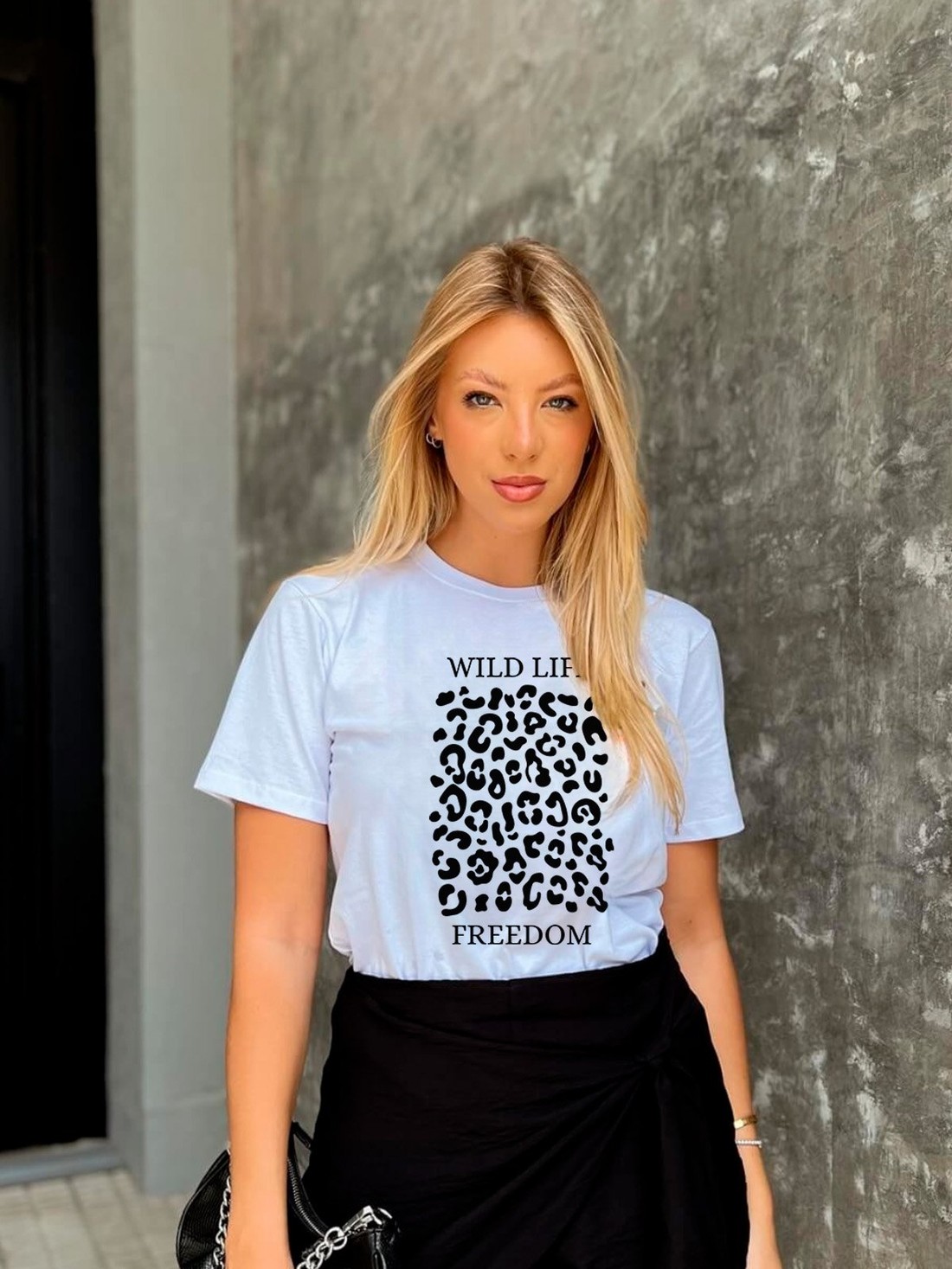 Camiseta Feminina fio 30.1 penteado