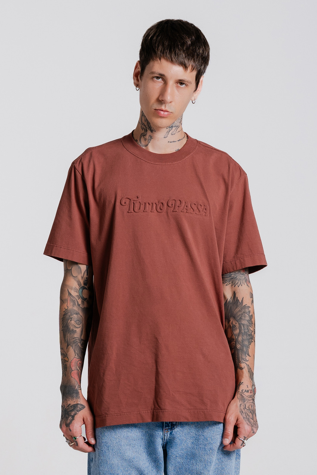 CAMISETA TUTTO PASSA MARROM Focca Hype