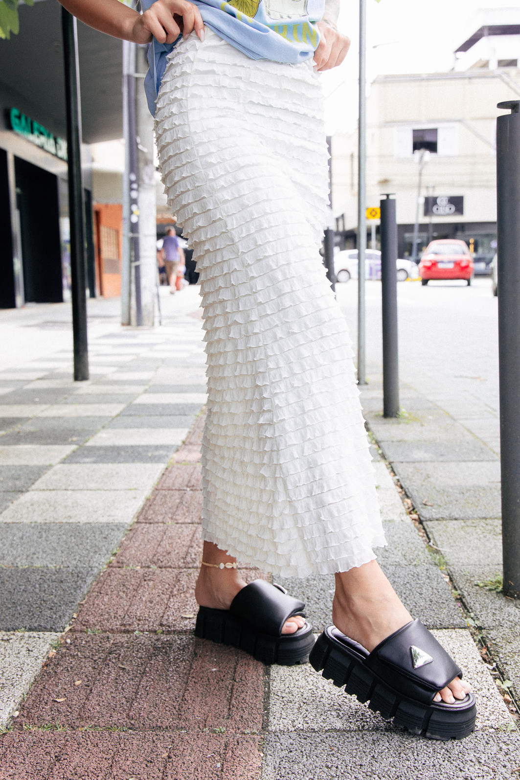 SAIA MIDI FRU FRU OFF WHITE Marina&Gabriella - Roupas Femininas - Loja ...