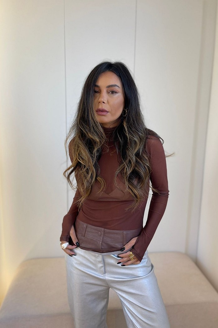 EXCLUSIVOS KM Karine Moser