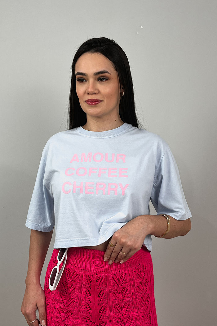 Cropped Meia Cereja, confeccionado 100% em algodão é a escolha certa ...