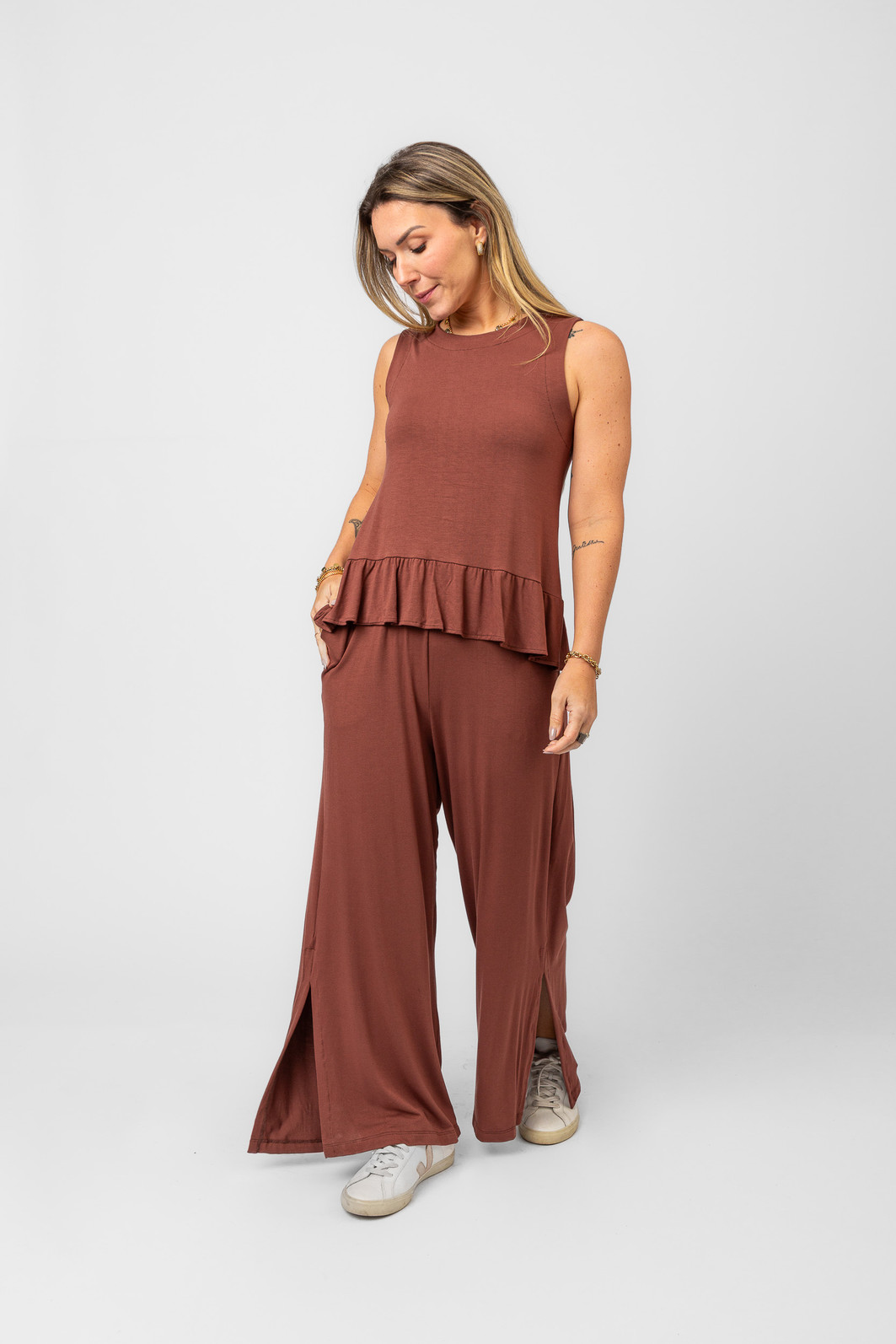 CONJUNTO AMÉLIA EASY MARROM ROMEO - NOGAH CLOTHING