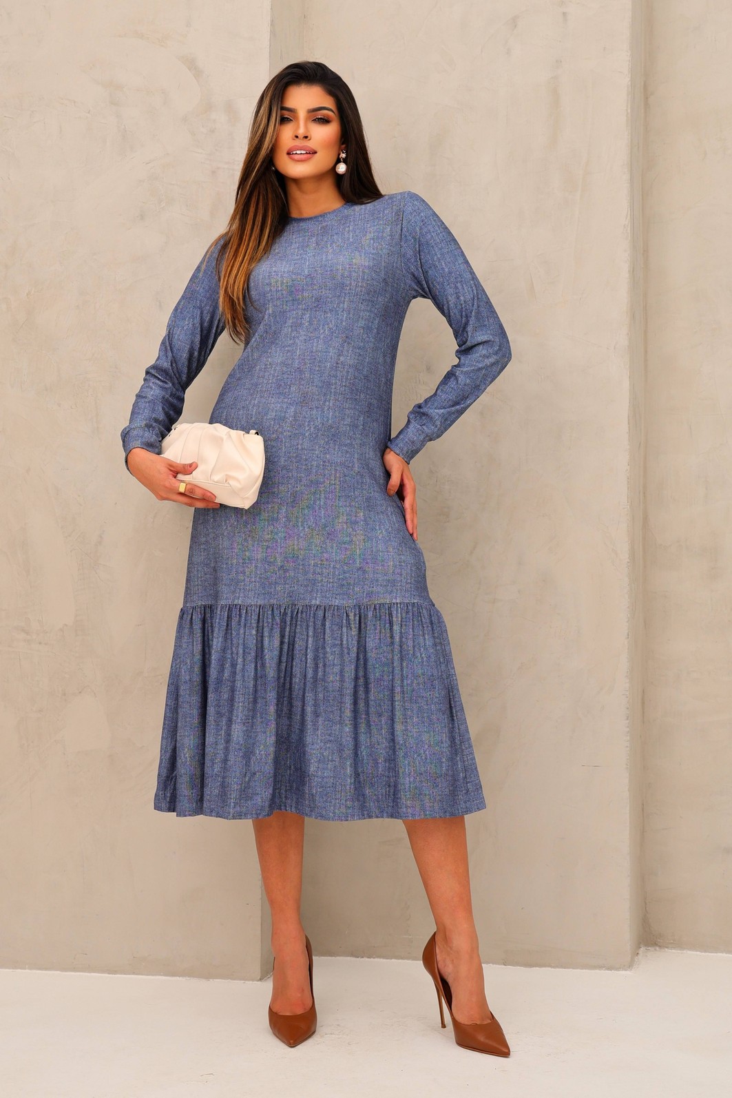 VESTIDO BARRA FRANZIDA MIDI MANGA LONGA - ESTAMPA JEANS Nur Autoral ...