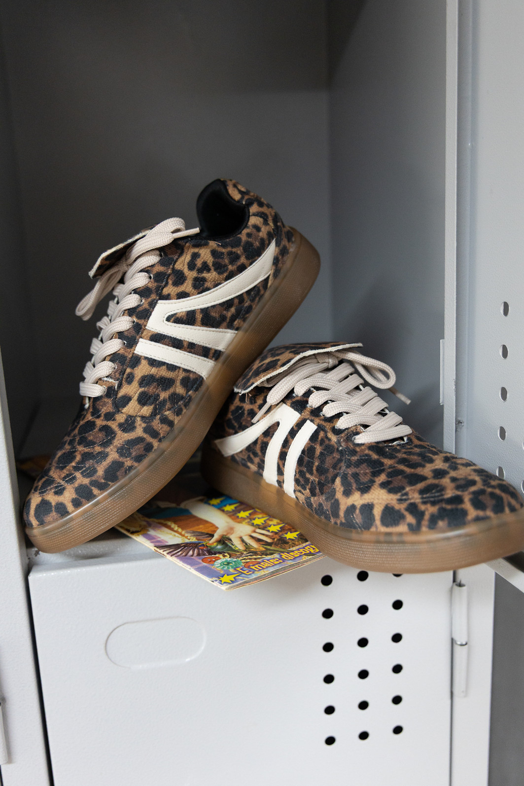 TÊNIS SOCCER ONCINHA Marina&Gabriella - Roupas Femininas - Marca ...