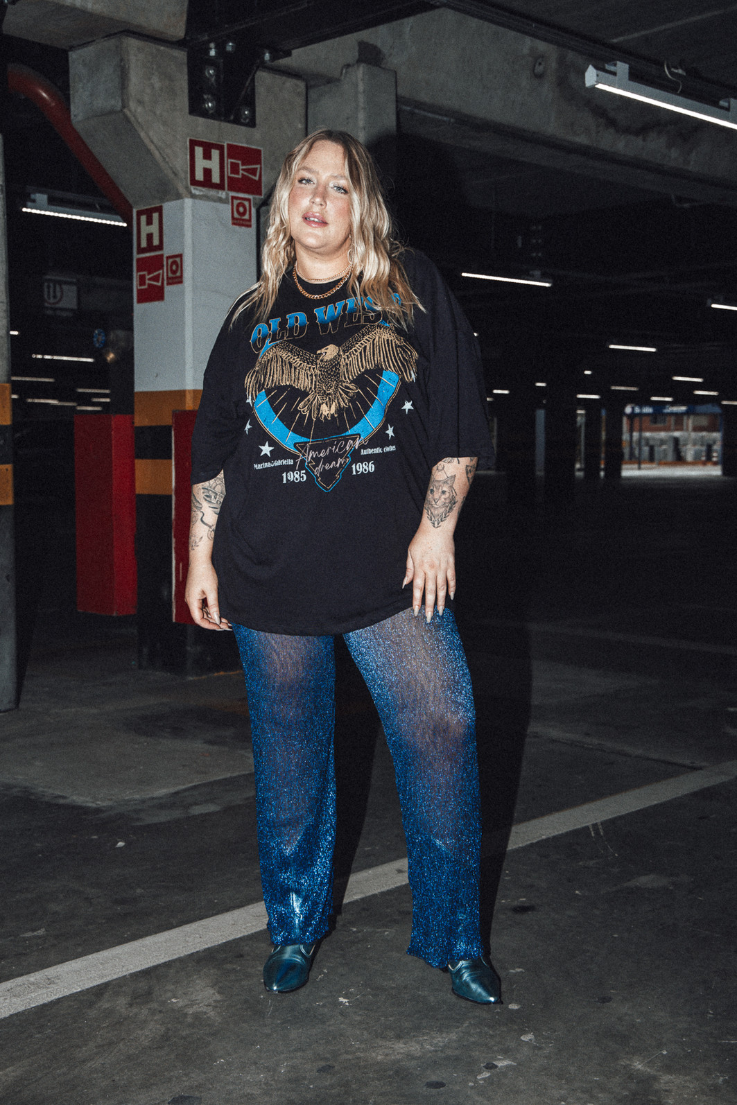CALÇA LUREX BRILHO AZUL COM FORRO Marina&Gabriella - Roupas Femininas ...